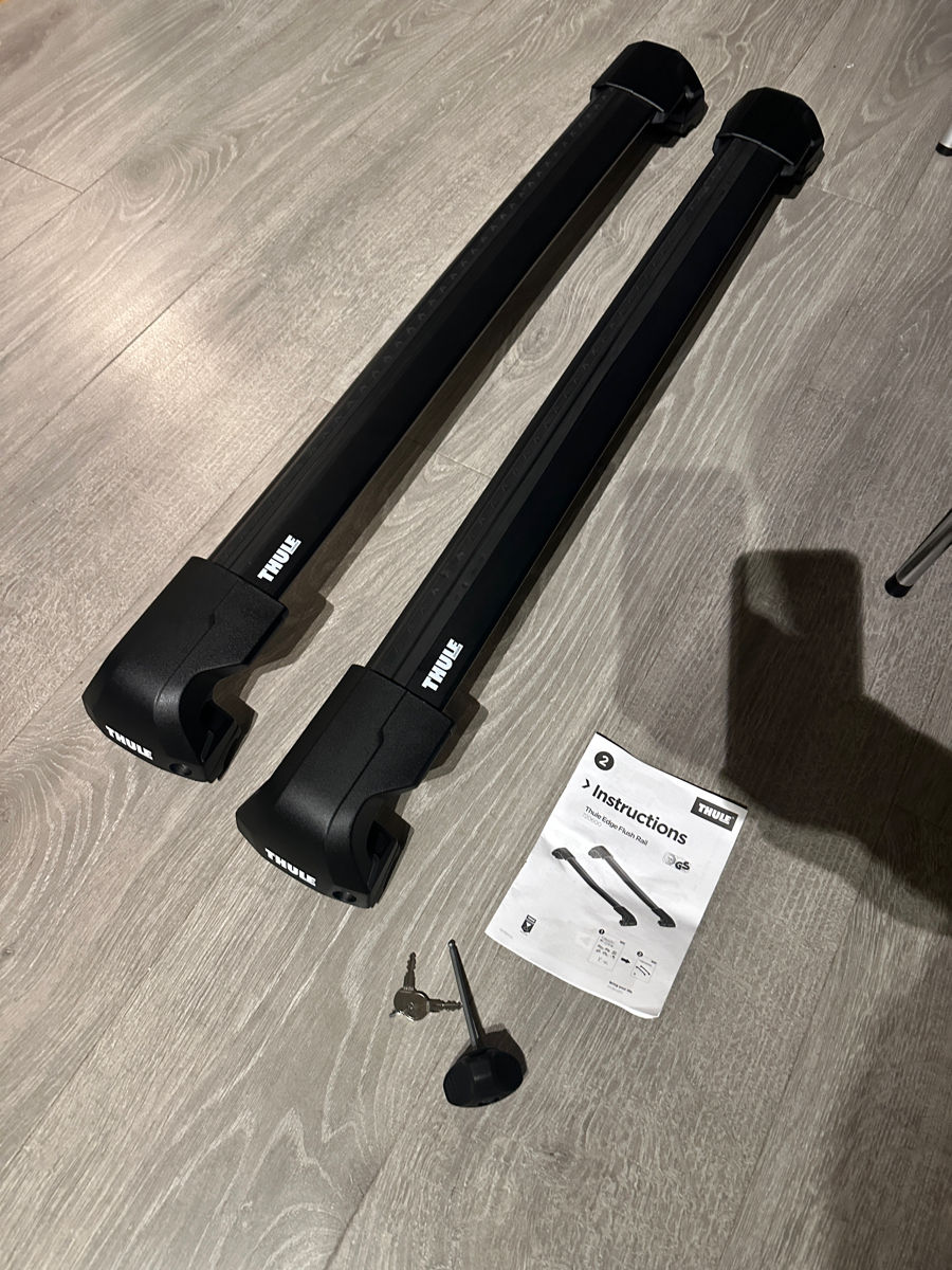Thule WingBar Edge negre de model nou >> audi Q8 e-tron 5-dr SUV 2023 ...