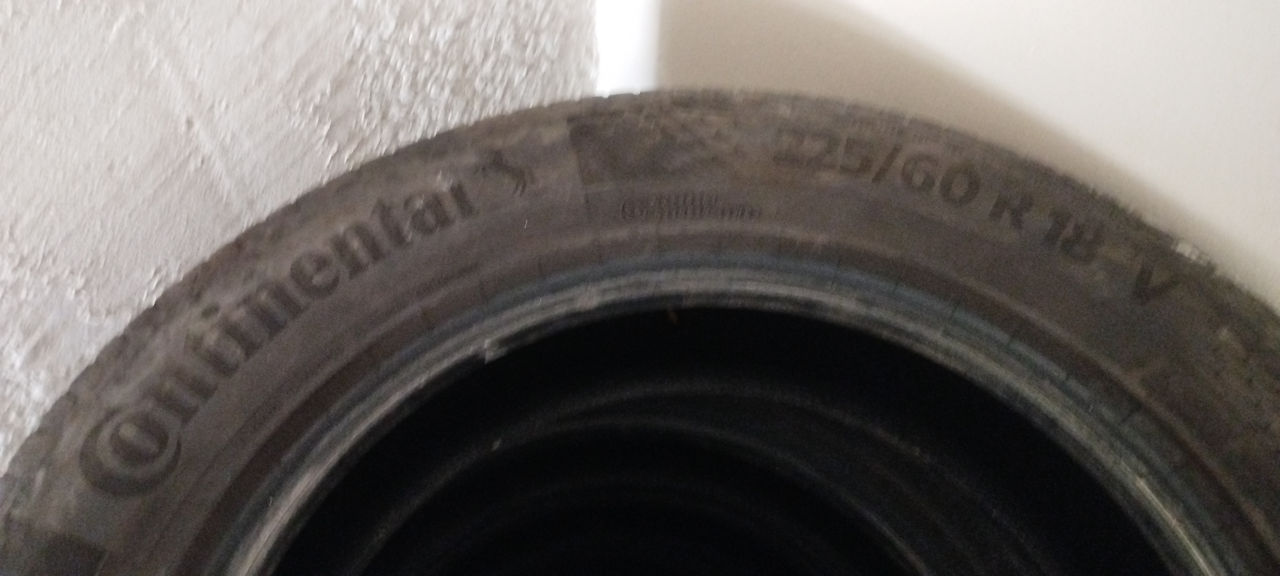 Anvelope Continental ContiUltraContact 225/60 R18