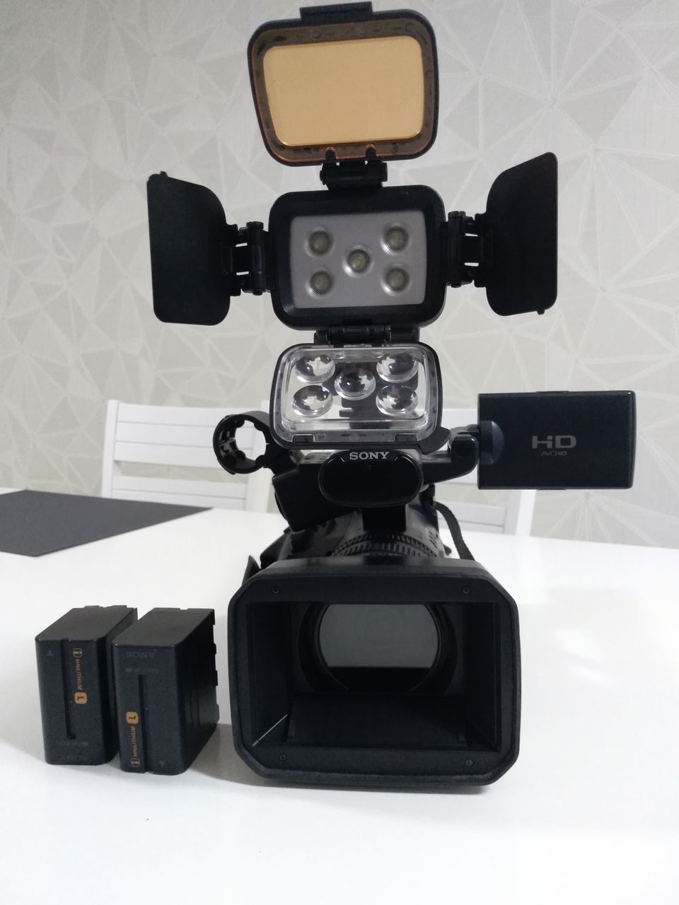 Sony HDR AX2000E(aproape noua)