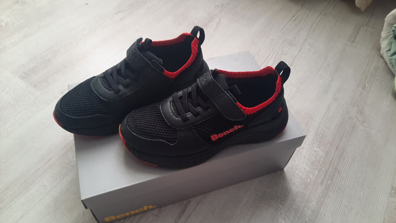 Adidași pentru copii