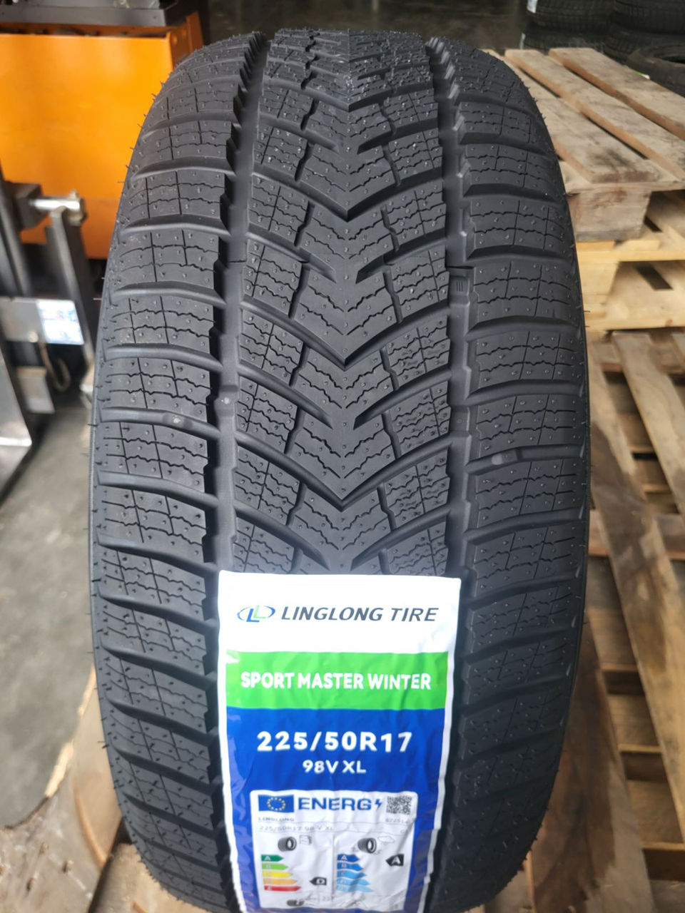Шина 275/35 R20 XL Sport Master Winter (linglong) 102V Serbia