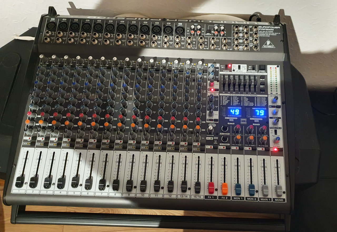 Behringer PMP5000