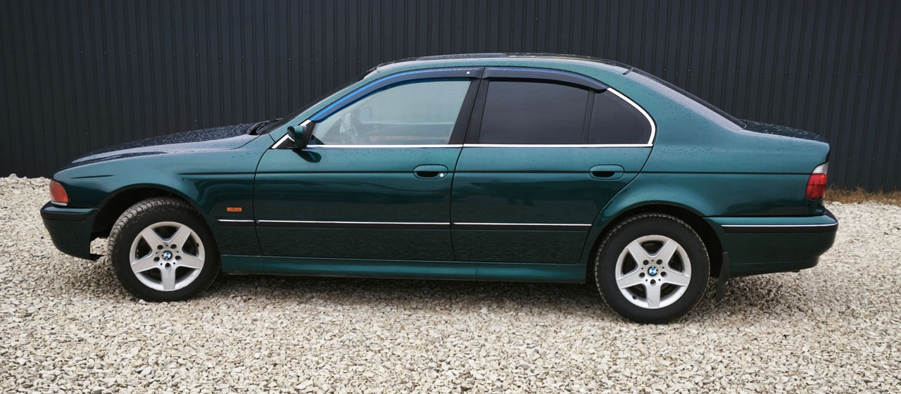 BMW 5 Series an. 1998 cu rulaj 300000 km, Benzină, 4200