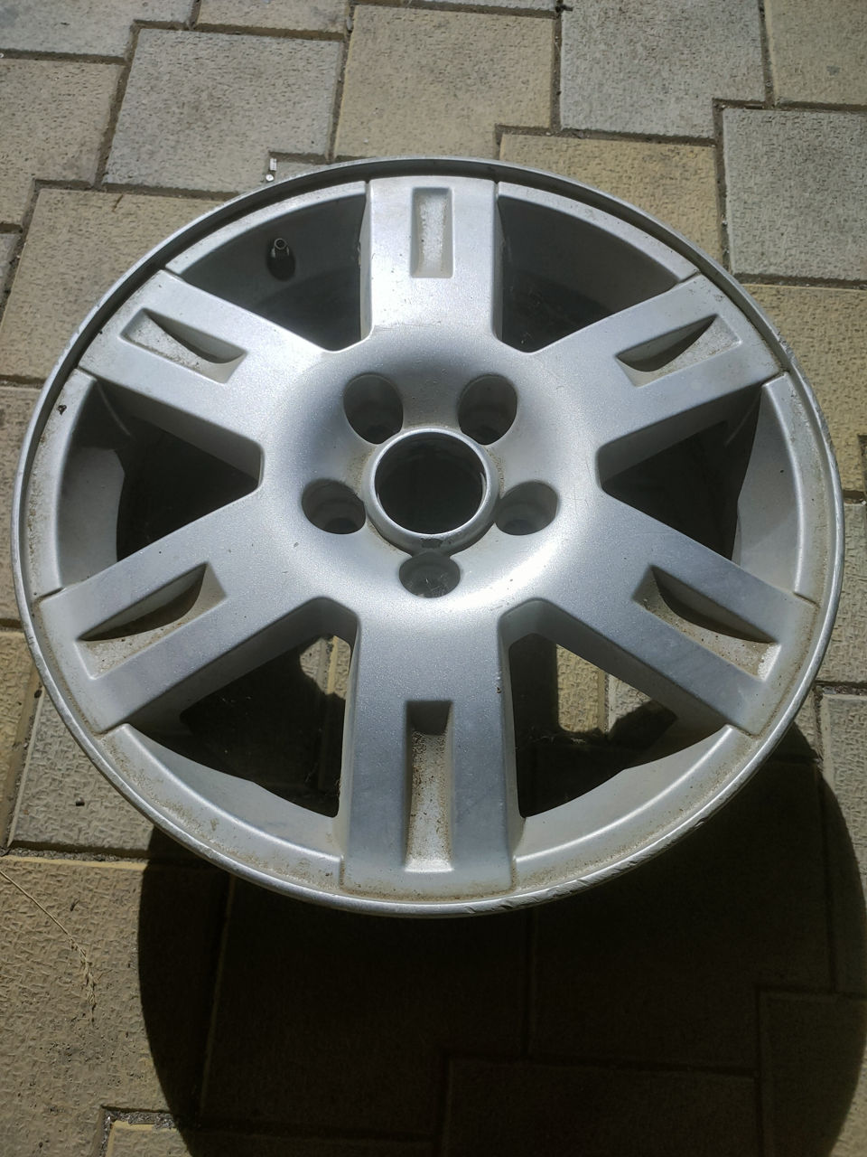 Vand Discuri Ford R26 5*108. Sau schimb pe R16 114.3*5. Hyundai