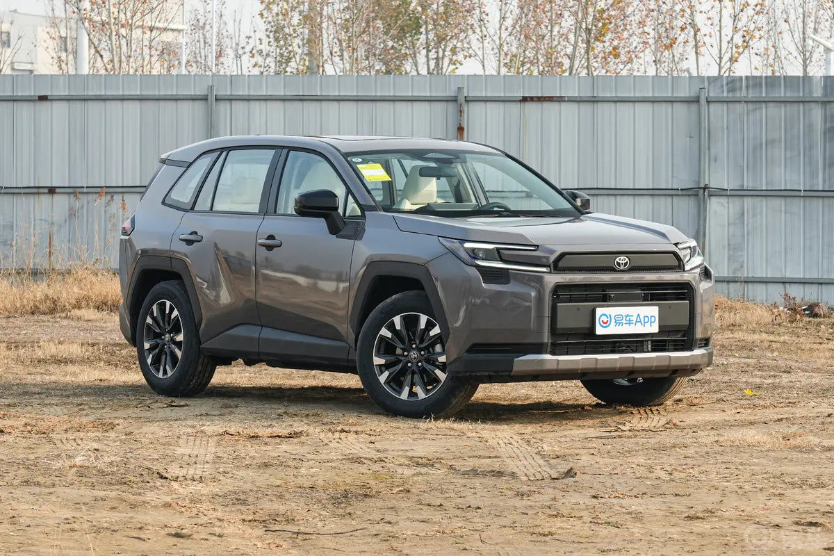 Toyota Rav 4 an. 2025 cu rulaj 20 km, Benzină, 31750