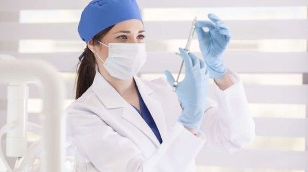 Injectii intravenoase, intramusculare, picuratori.