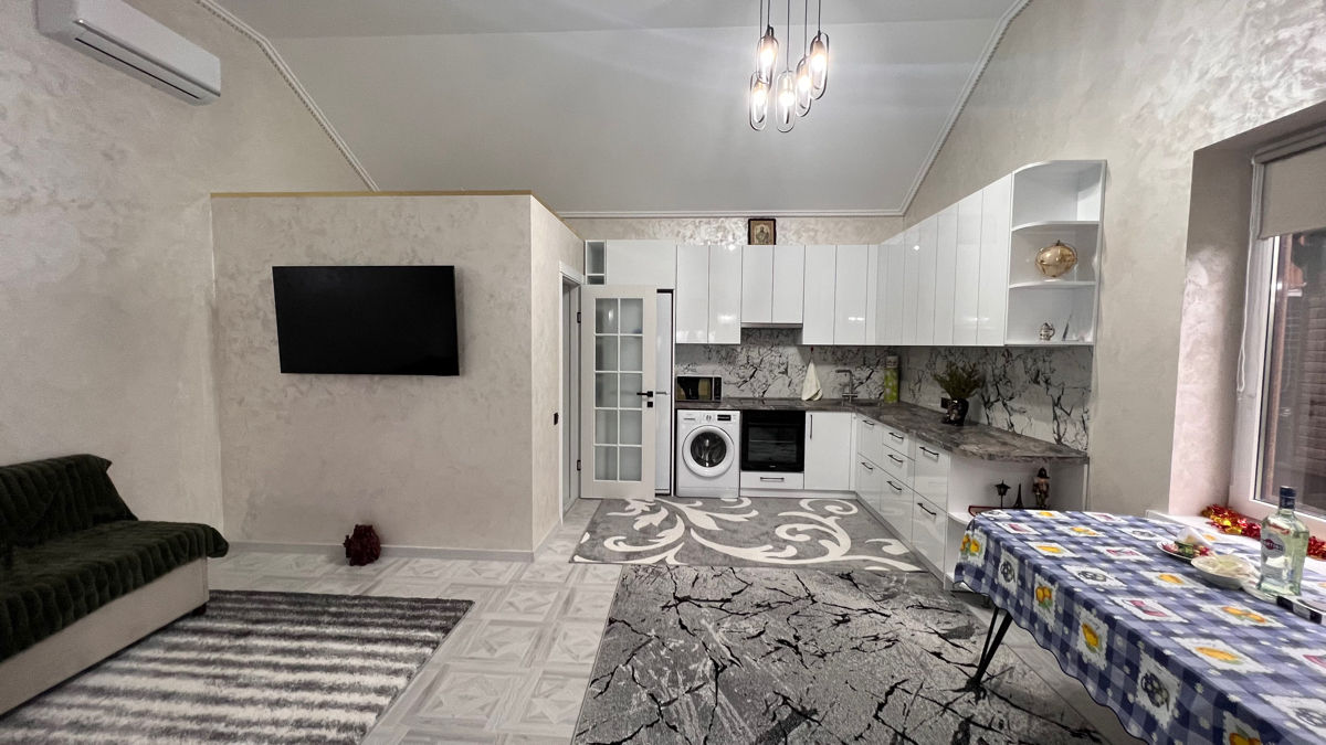 Se vinde casa, urgent.