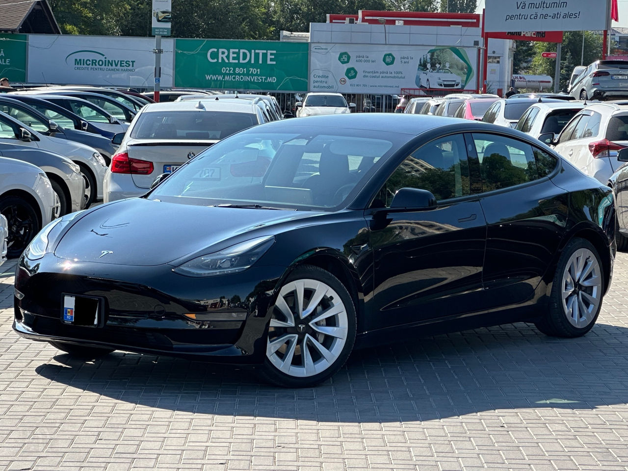 Tesla Model 3 2023 г. с пробегом 184383 км, Электричество, 18499