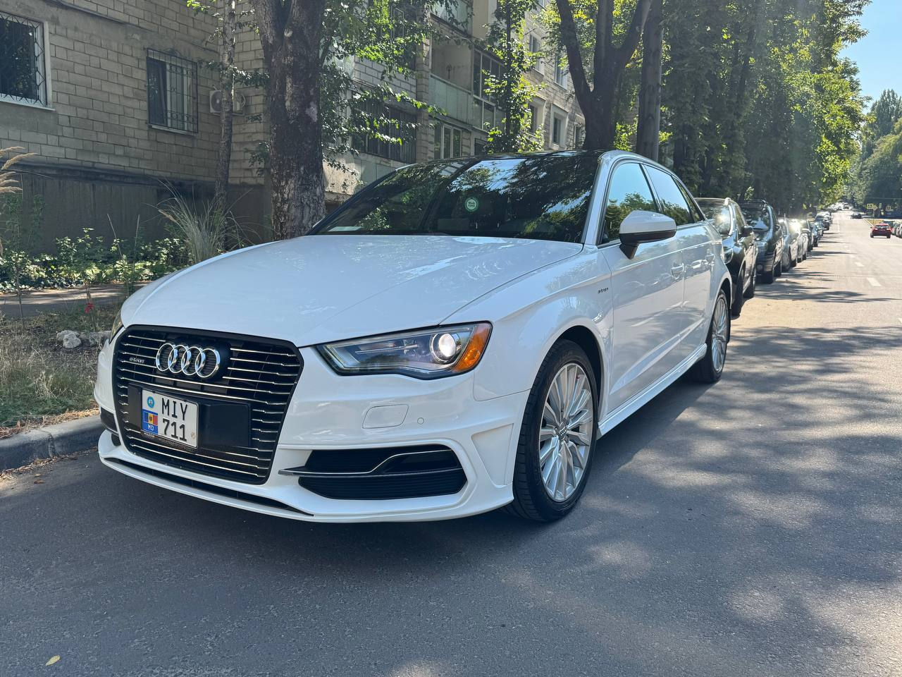 Audi A3 e-tron an. 2015 cu rulaj 102400 km, Plug-in Hybrid (benzină ...