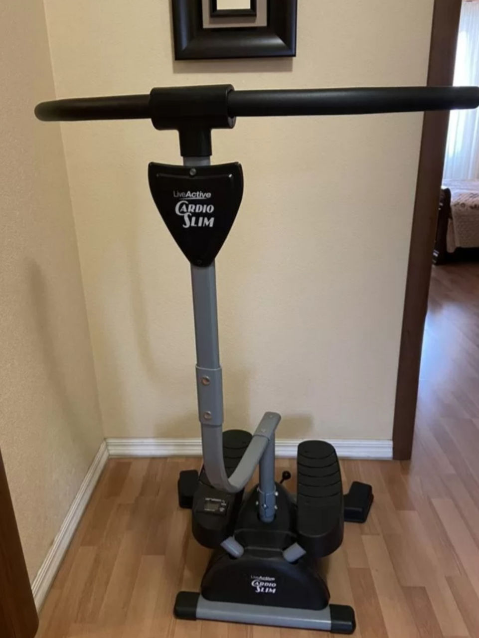 Тренажер степпер Live Active Cardio Slim