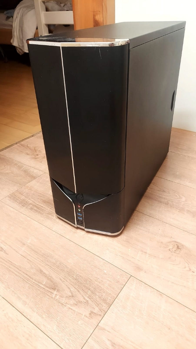 Intel i7 4470 16GB RAM,SSD 250,HDD 2T