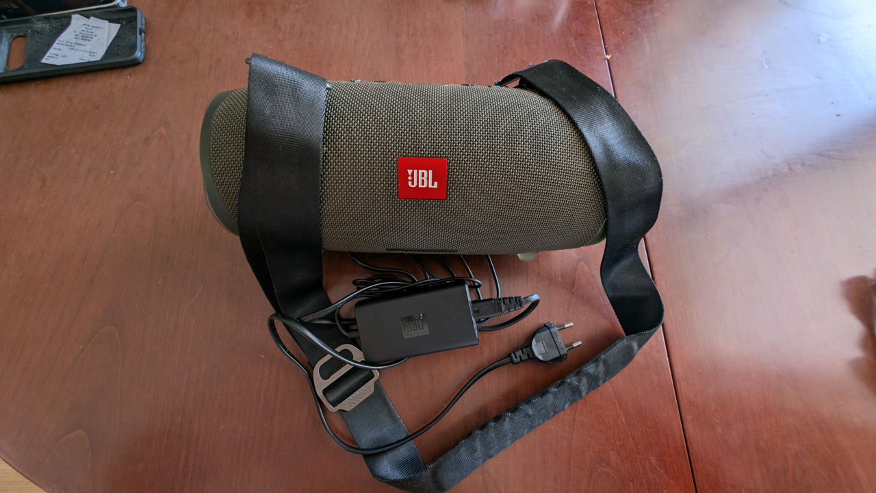 JBL Xtreme 2