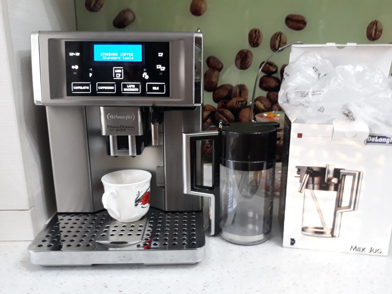 Кофемашина премиум класса Delonghi Primadonna Avant с авто ...
