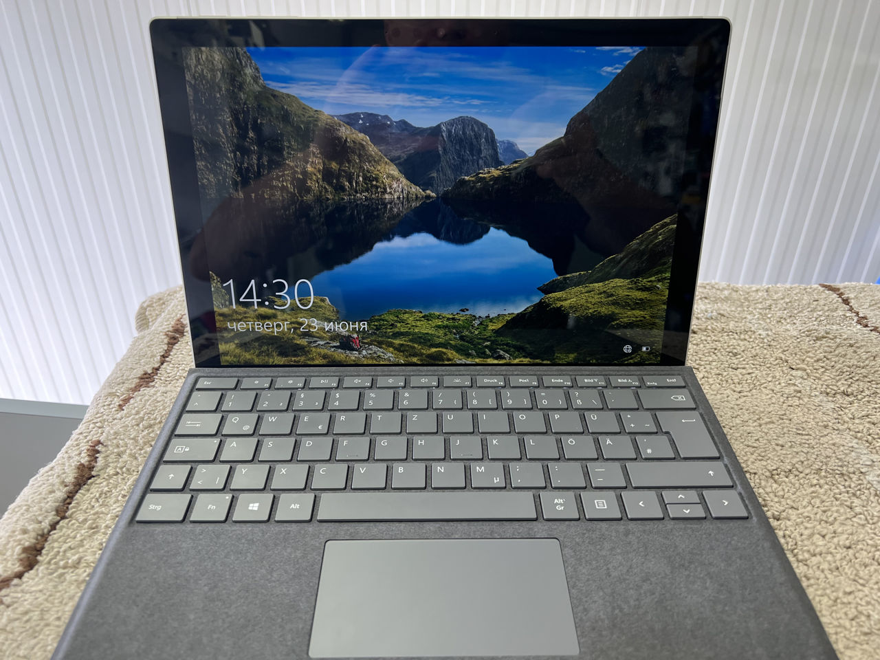 Microsoft 1866 Surface Pro 7 12 3 256gb Ssd 8gb Ram I5 1035g4