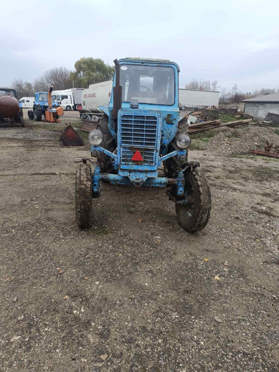 MTZ 80