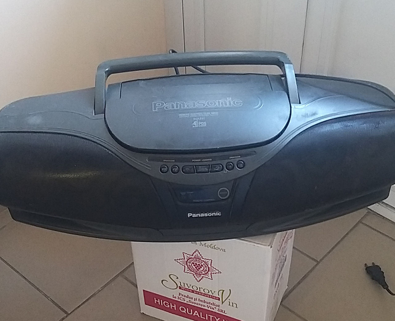 Sharp, panasonic, philips