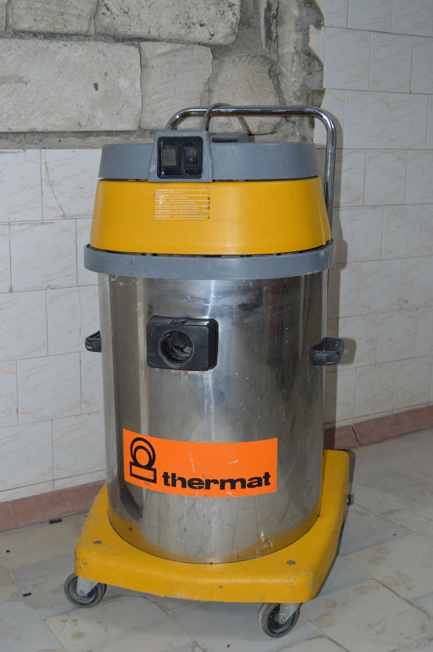 Бытовой пылесос для аллергиков Karcher DS6000 новый