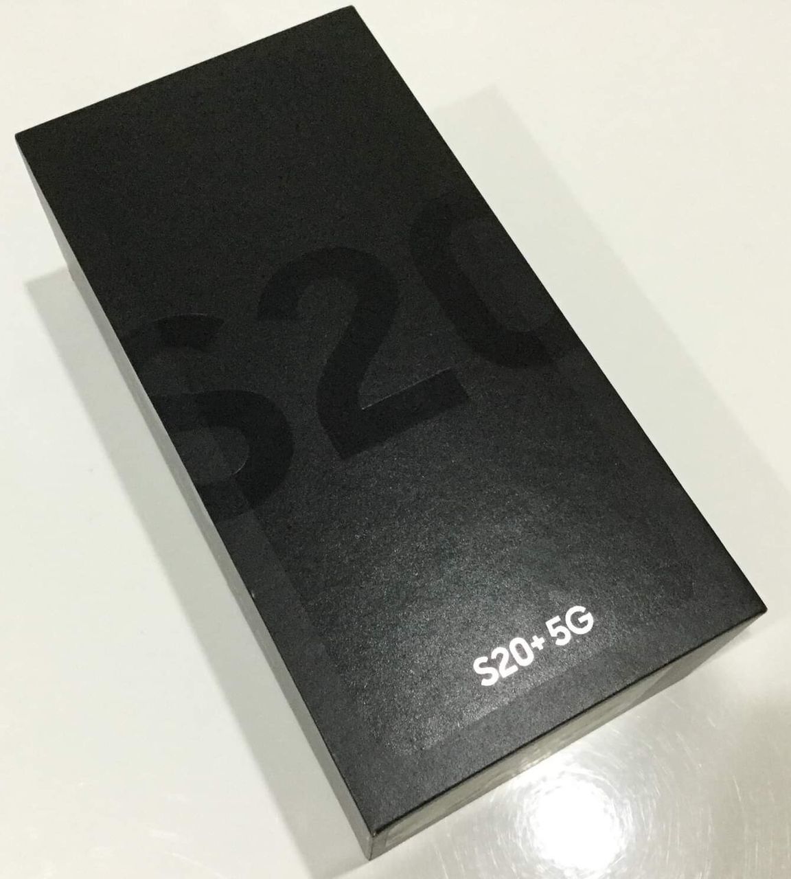 Samsung Galaxy S20+ 5G 12Gb / 128Gb - 680€.