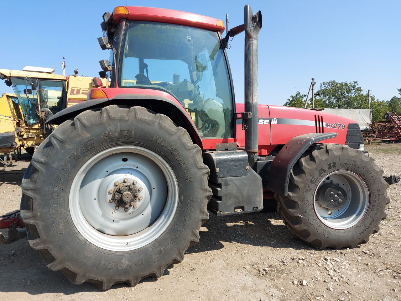 Tractor Case IH MX270
