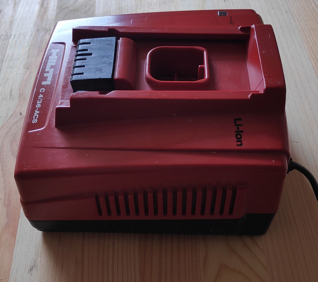 Зарядное устройство Hilti C 4/36-ACS Li-Ion