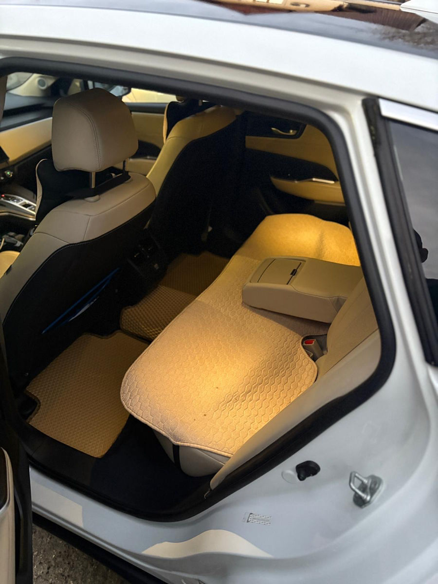 Honda Clarity an. 2018 cu rulaj 205000 km, Plug-in Hybrid (benzină ...