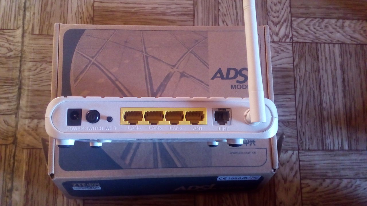 Modem Wifi ZTE ZXV10 W300, suporta IPTV