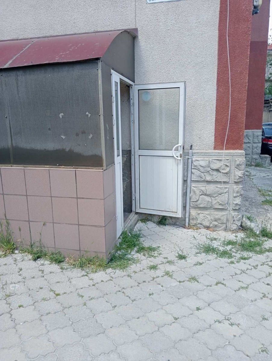 Subsol botanica 160mp traia