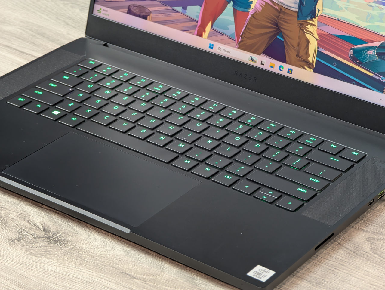 Razer Blade 15 | Intel i7 10875H | 16GB | 512GB | Nvidia RTX 3080 | 15. ...