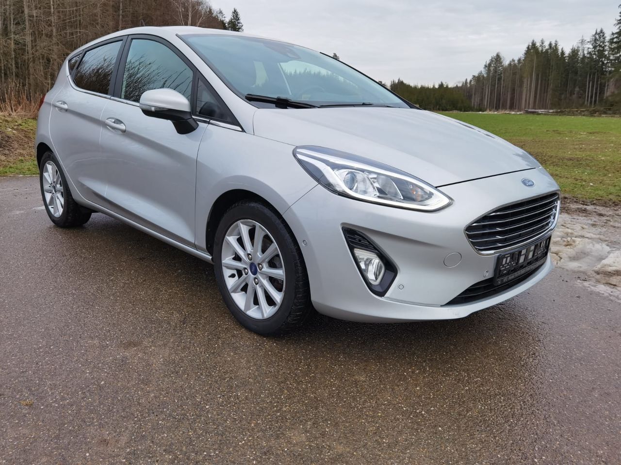 Ford Fiesta 5D