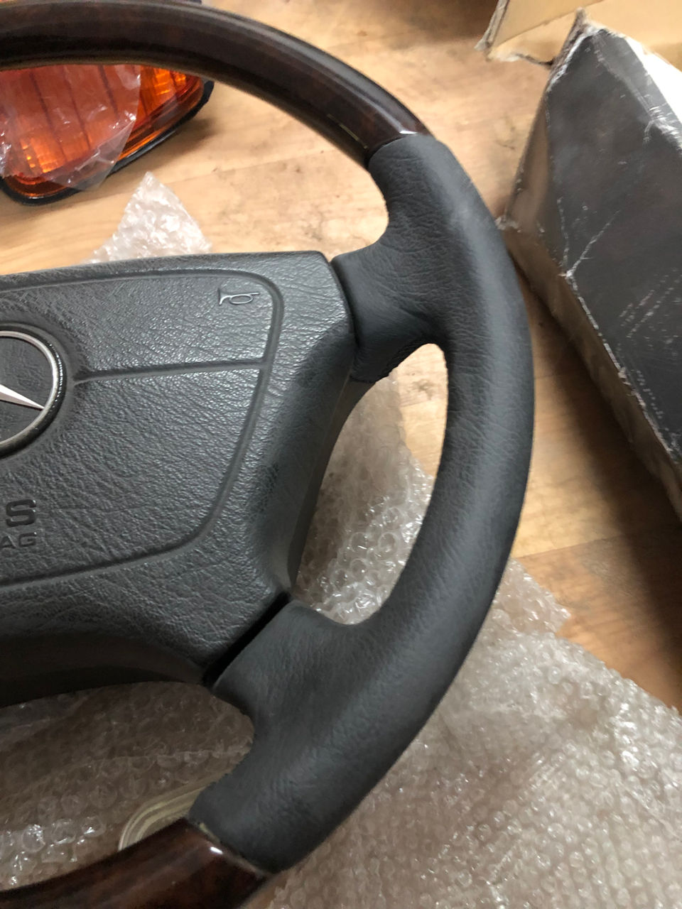 Volan Mercedes w124 w140