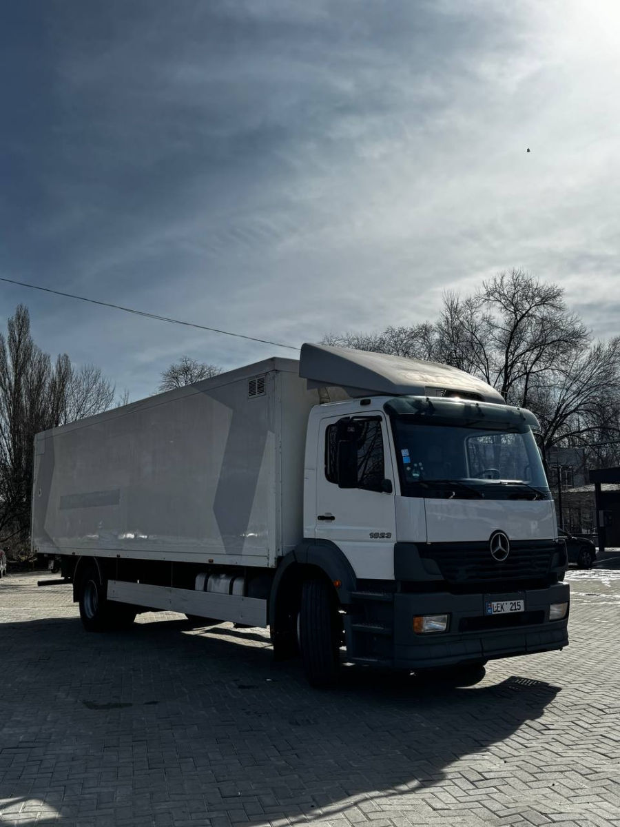Mercedes Atego 1823 an. 2003 cu rulaj 540000 km, Diesel, 16500