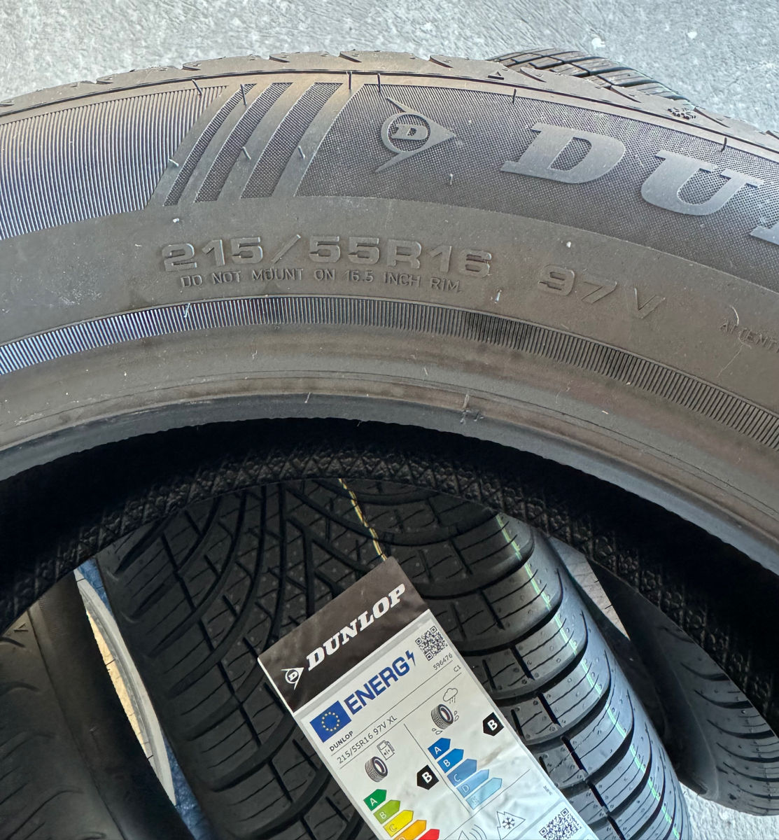 215/55 R16 Dunlop