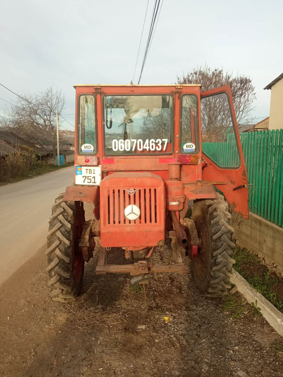 T16