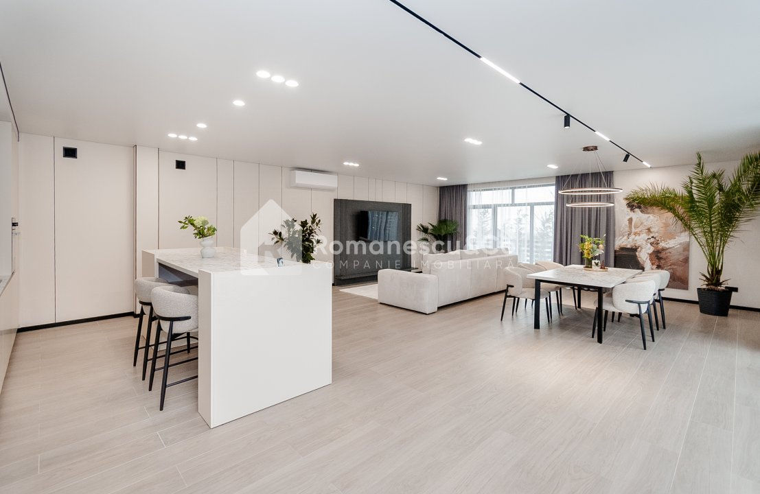 Casă hi-tech cu piscină în Colonita–confort, stil și eleganță în ...