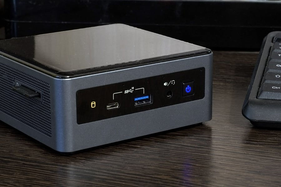 MiniPc Intel Nuc - Core I5 7260U, 8Gb Ram, 256Gb Ram, WiFi