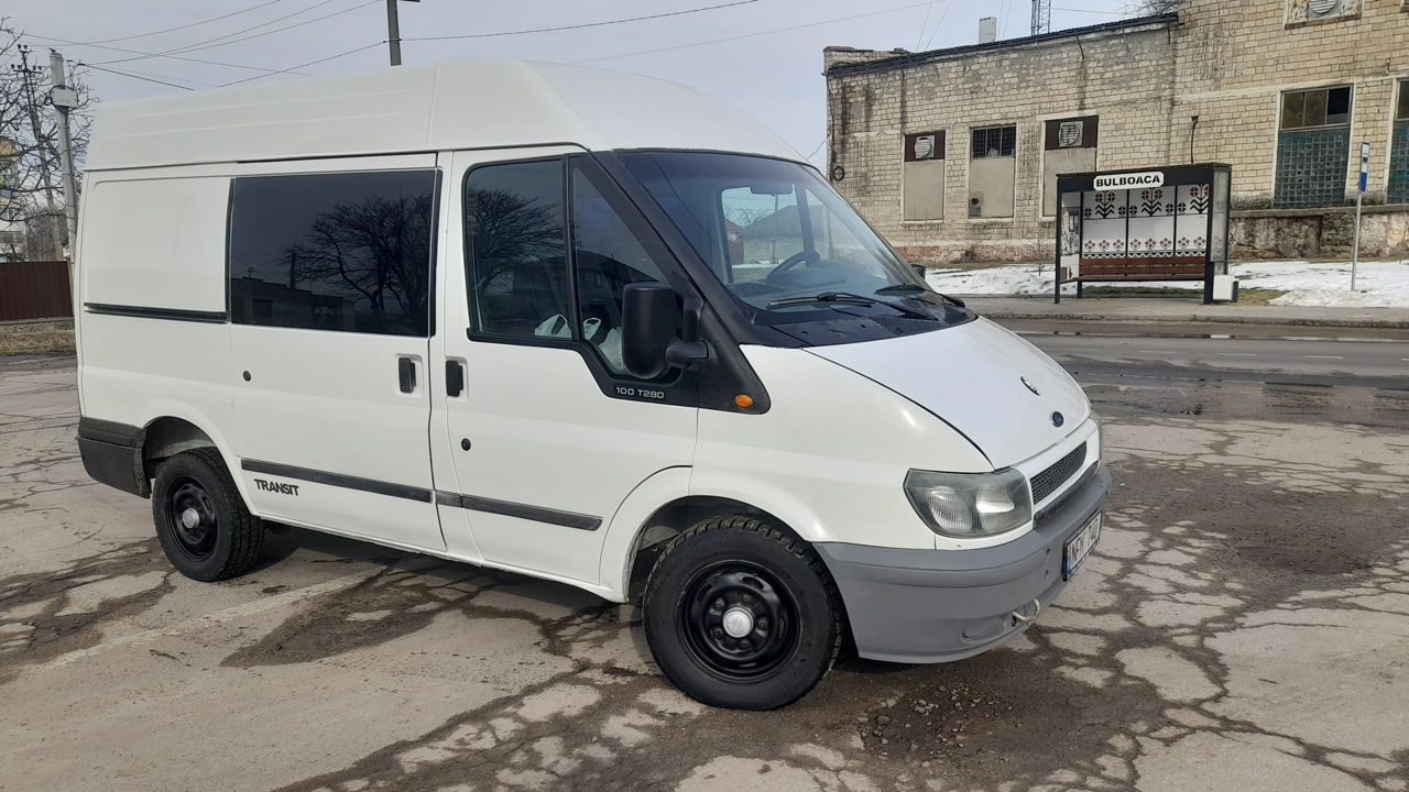 Ford Tranzit 6 locuri an. 2003 cu rulaj, Diesel, 3650