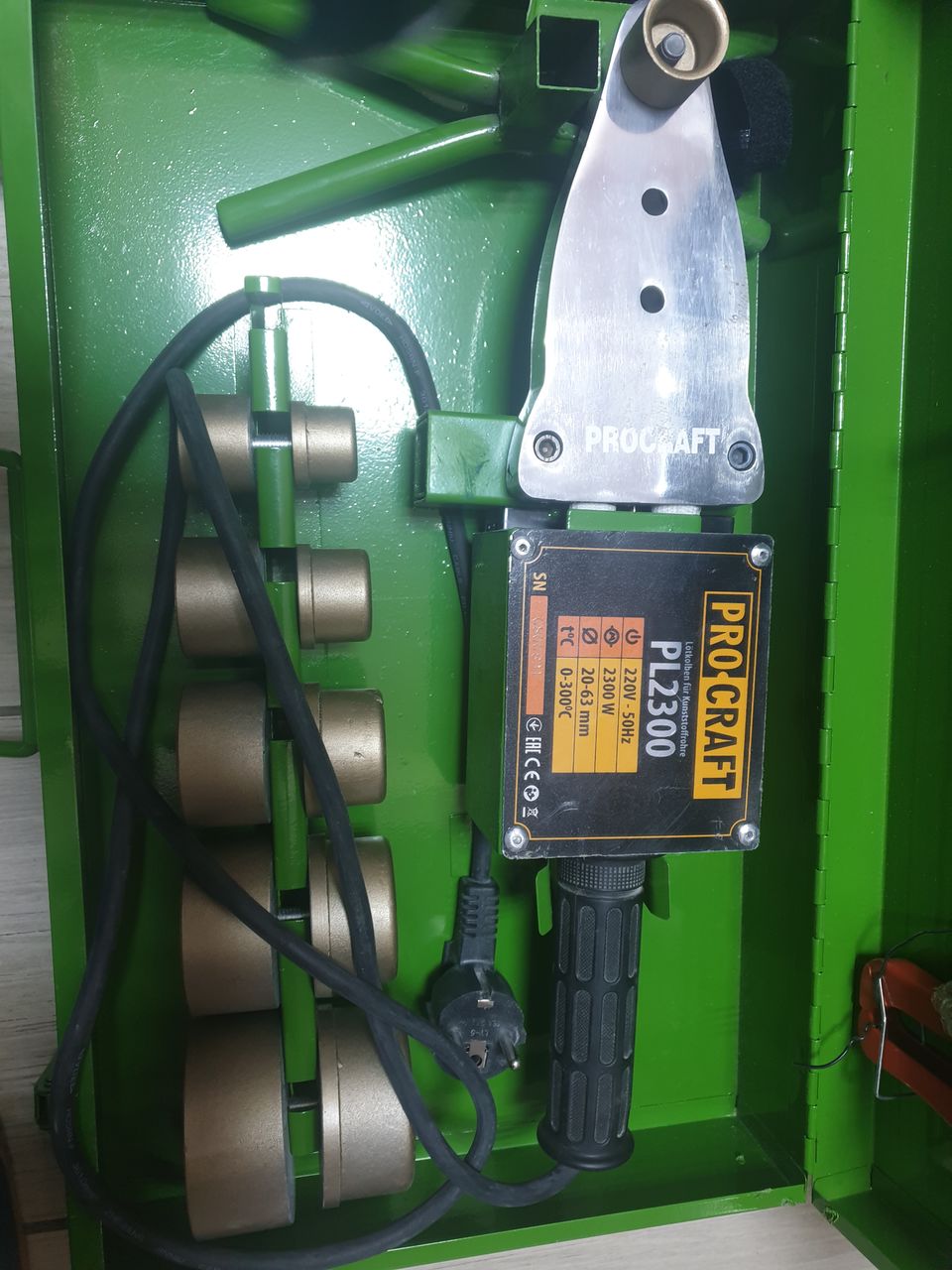 Пиши сейчас! Возьми Паяльник для пластиковых труб procraft pl2300 на прокат за 100лей/сутки.