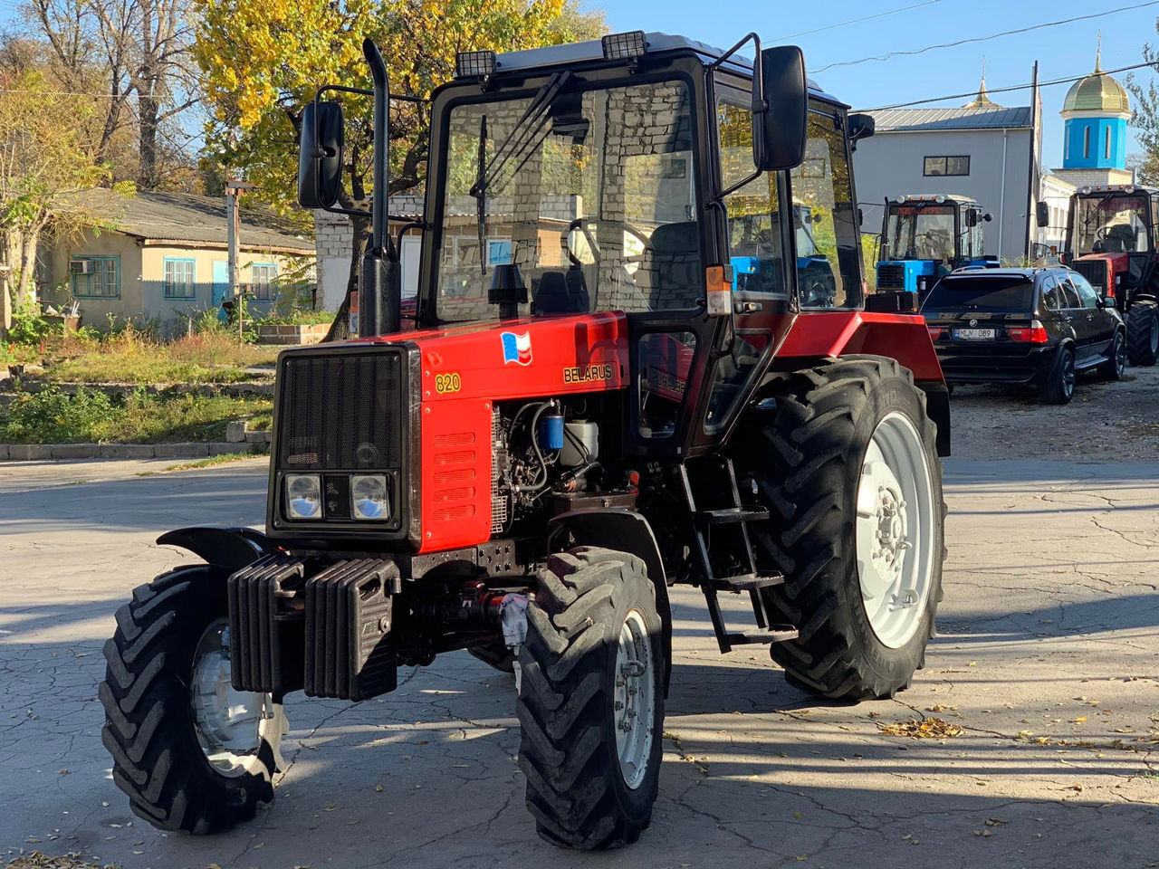Tractor 820