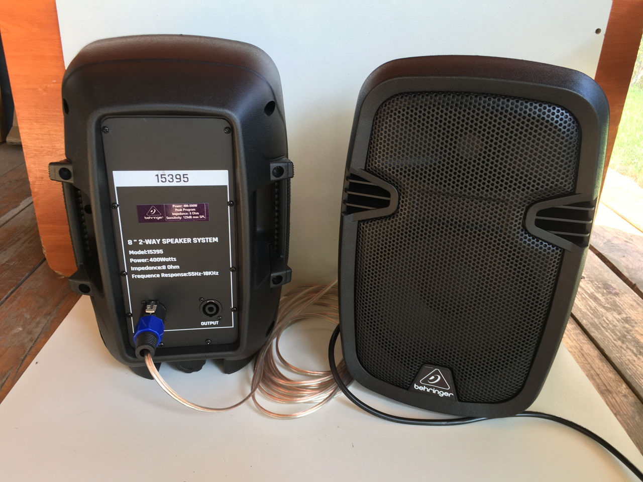 Boxe activa și pasiva la 8 diumi 400 w , la pret de200 euro - ambele