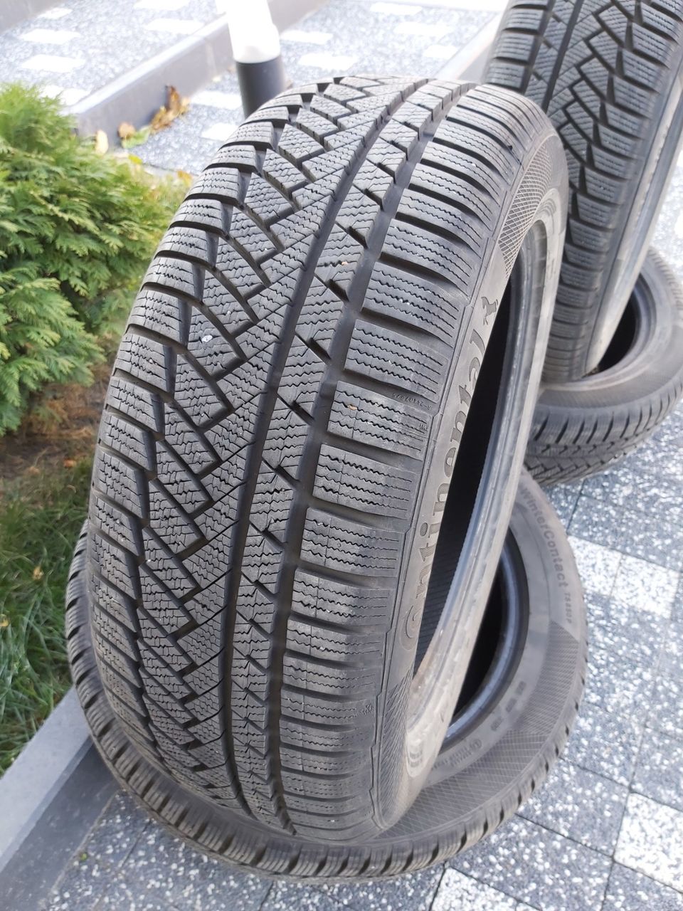 Continental 235/55R18 iarna