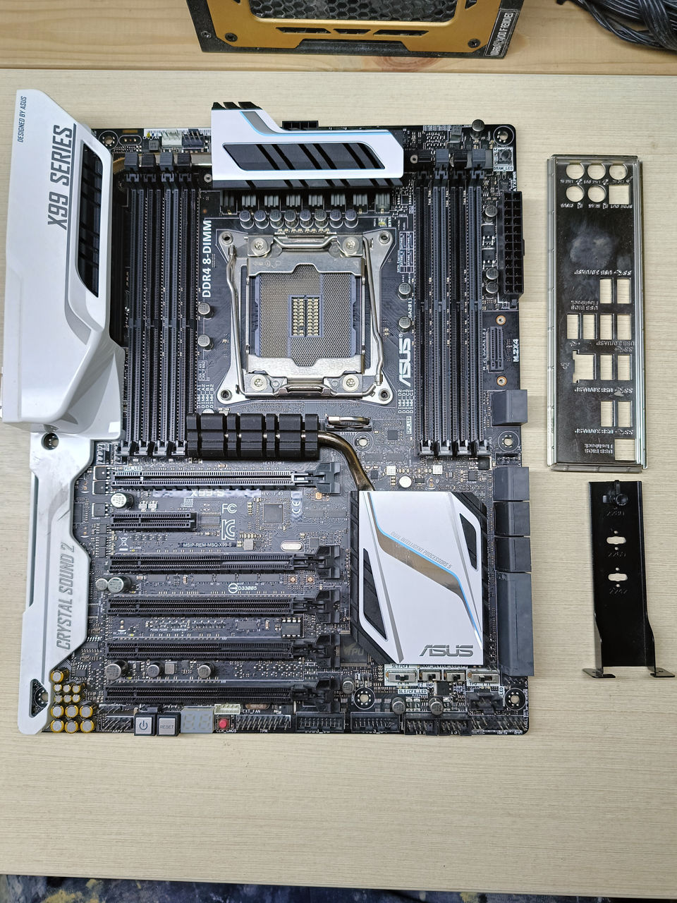 Asus X99-S ( socket 2011 v3)