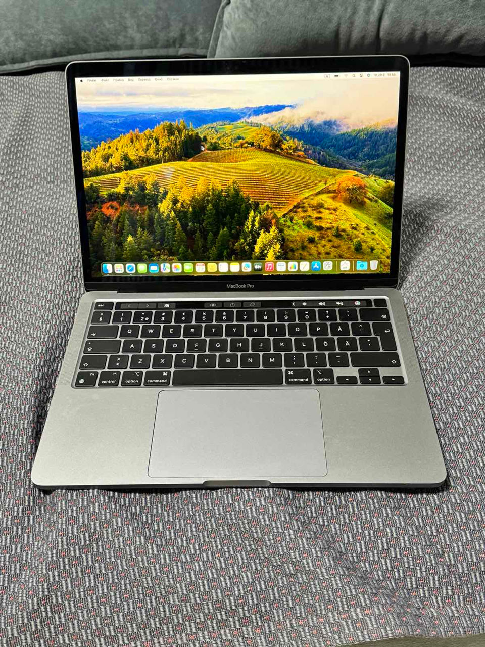 650 euro!!! Macbook PRO M1 2020(M1; 8Gb; 256Gb)