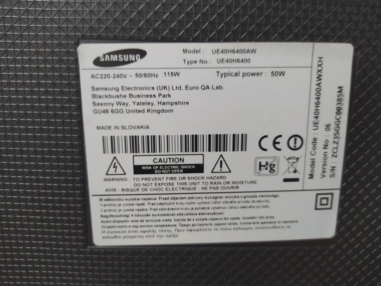 Продаю 3D телевизор Samsung UE40H6400AW с 3D очками 40"