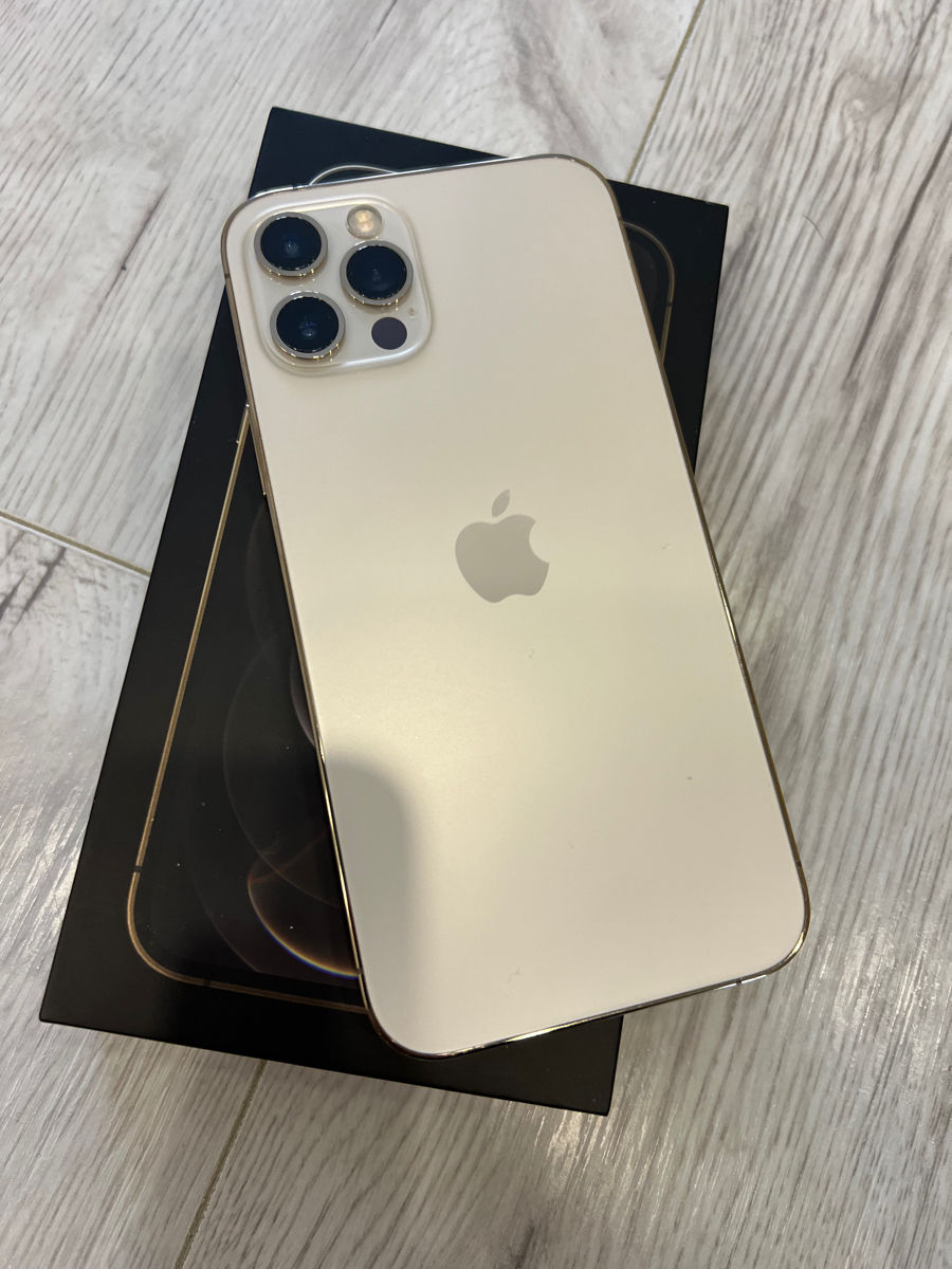 Vând iPhone 12 PRO 128 Gb Gold