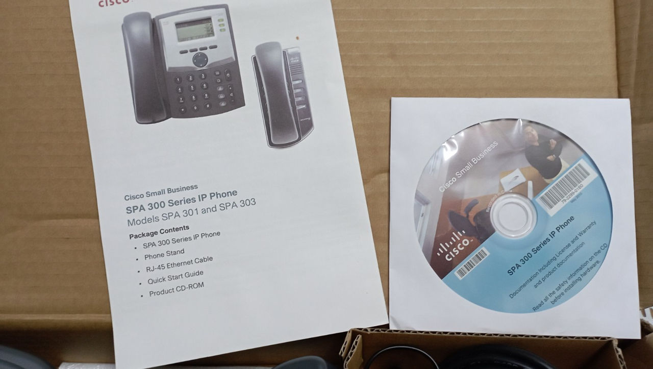 IP Phone : Cisco Smail Business SPA 300 Series IP Phone