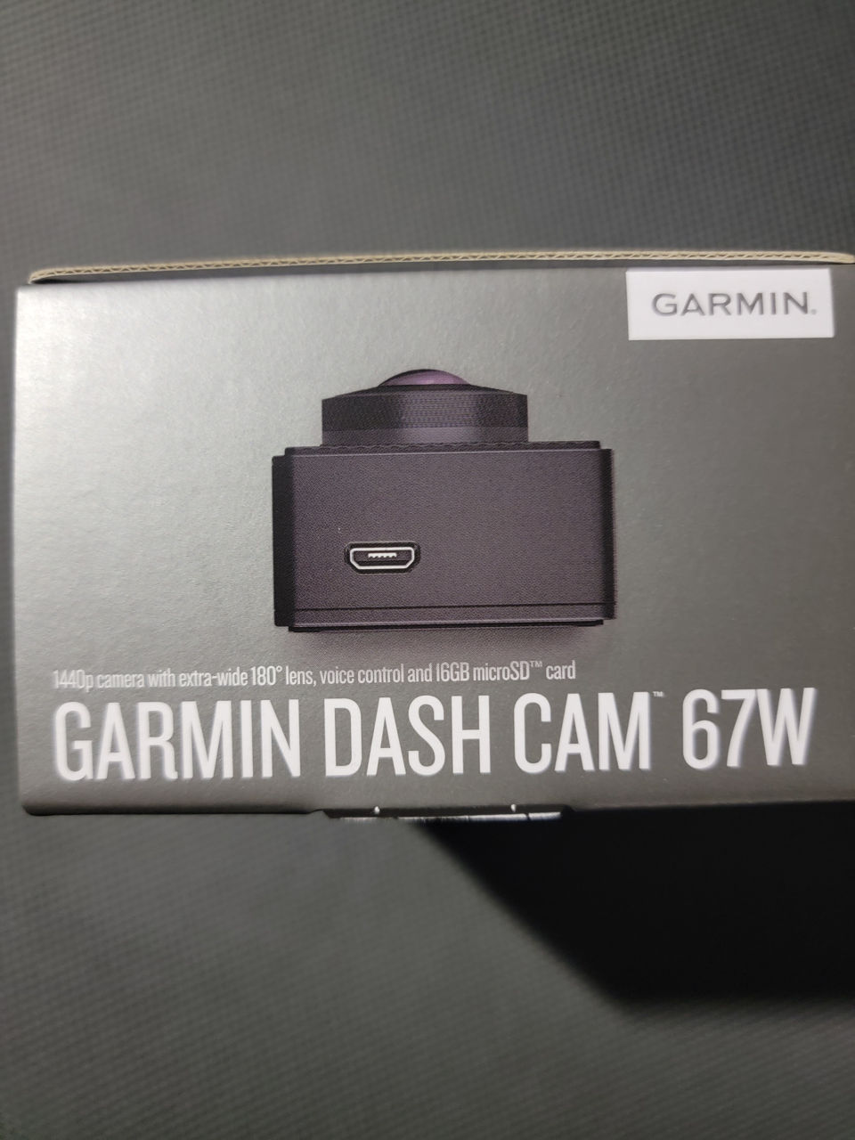 Garmin Dash Cam 67w