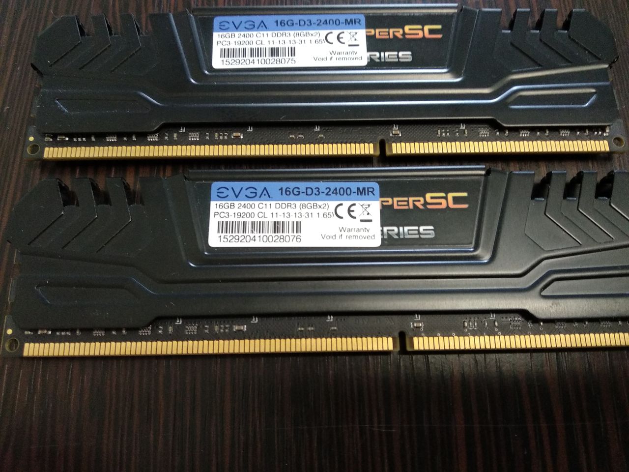 16 GB RAM DIMM EVGA 2 x 8 GB DDR3 2400 MHz CL11 - Livrare și instalare ...