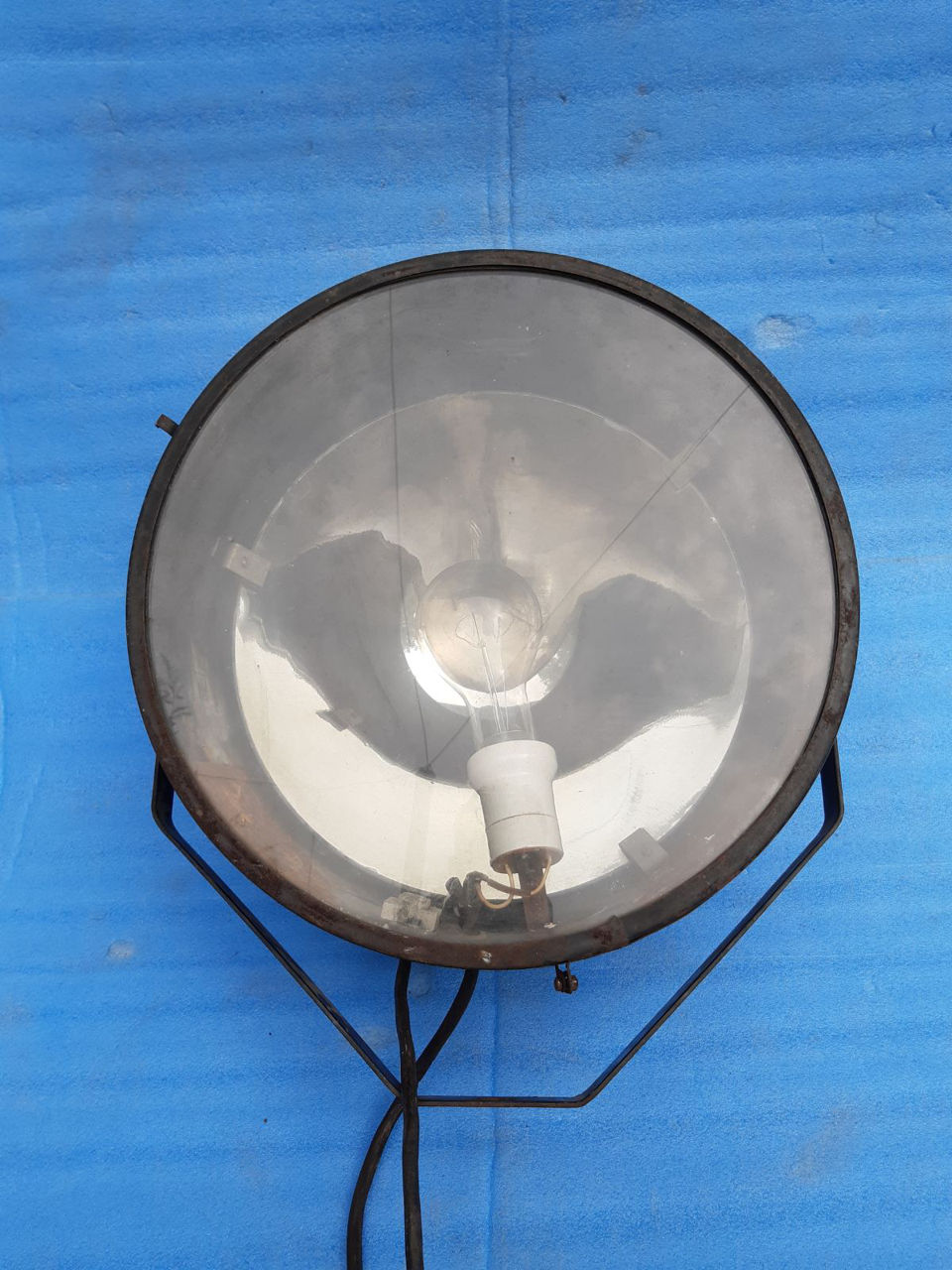 Лампа прожектор светильник, lampă reflector.