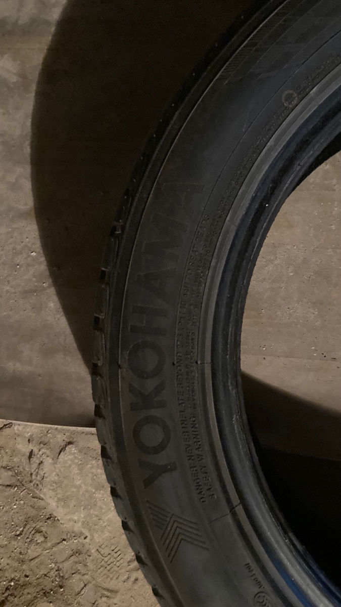 Anvelope iarna Yokohama 215/55/R18