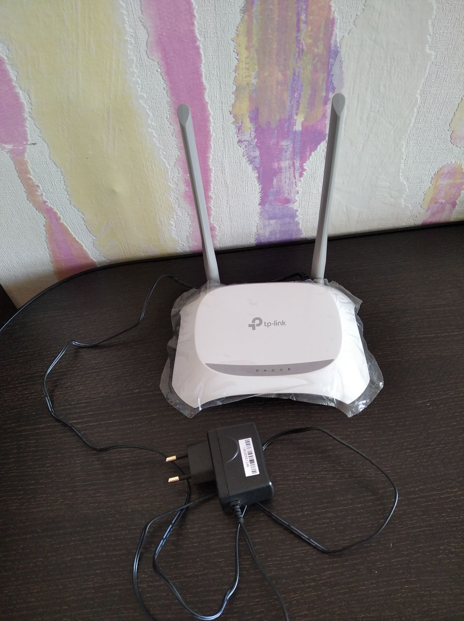 TP-Link TL-WR850N, как новый